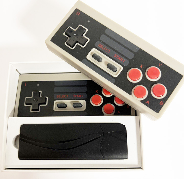 800+ Gaming Console with Wireless Controller